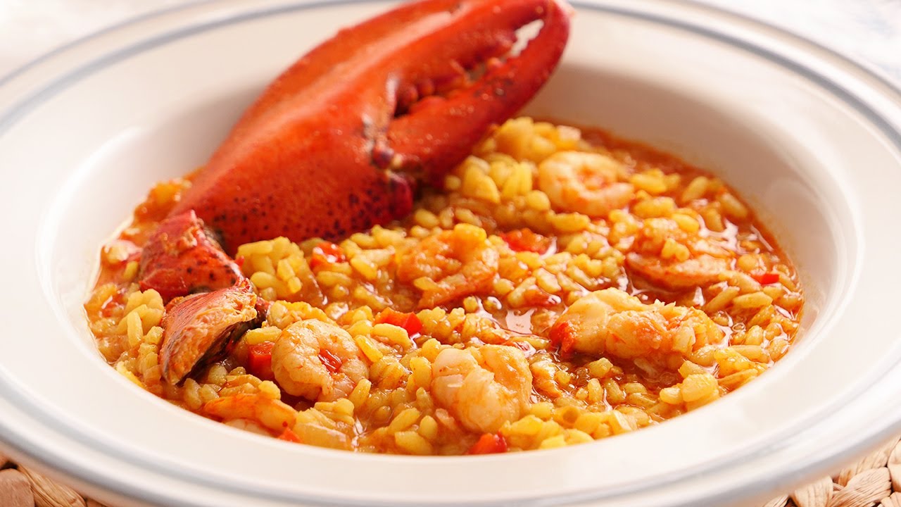 Deliciosa Receta Tradicional de Arroz con Bogavante