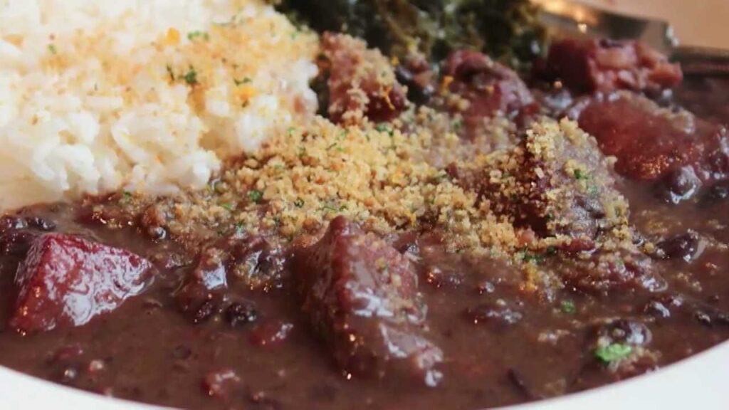 Deliciosa receta de Feijoada para una comida especial