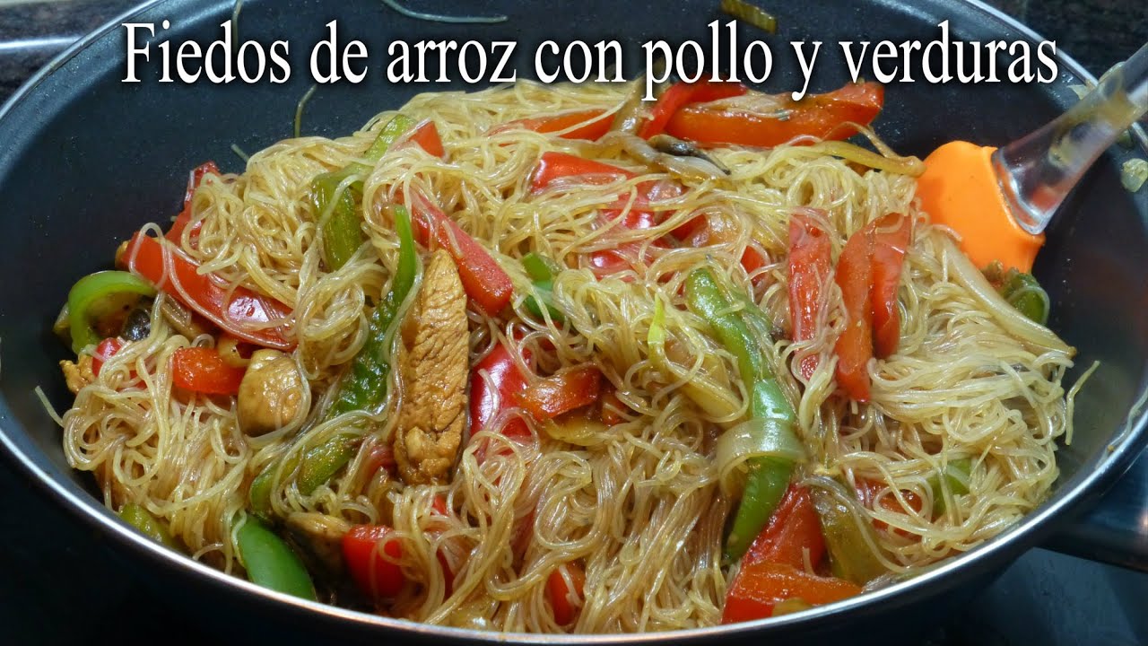 Receta de Chow Mein de Pollo con Fideos de Arroz